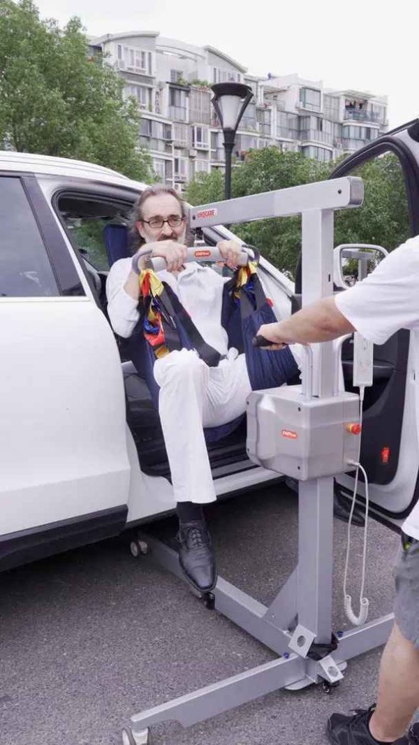 Portable Vehicle Hoist With Lifter And Sling Person Transport