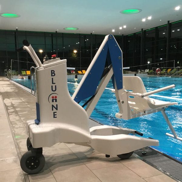 Portable Pool Lift for Swimming Pool - Blue One - Gilani Mobility
