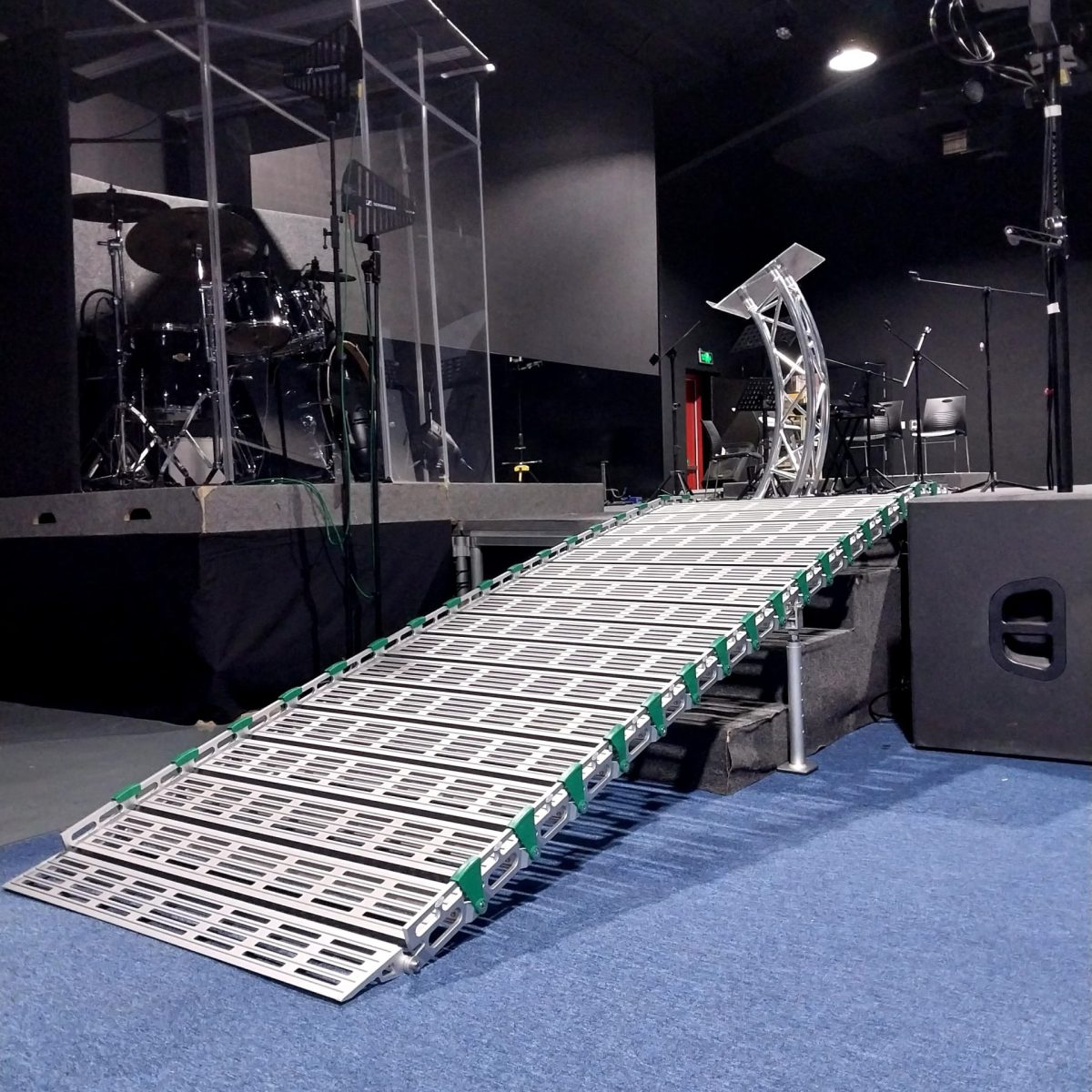 Buy Portable And Lightweight Wheelchair Ramps In Dubai