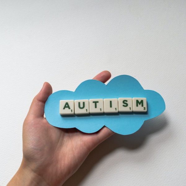 What Is High-Functioning Autism (Symtoms & Causes)