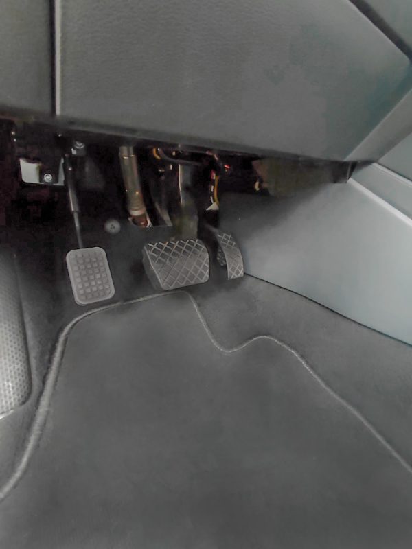 Electronic Left Foot Accelerator by Handytech - Gilani Mobility