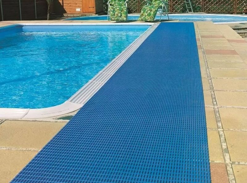 WetMat A Mat For Swimming Pools - Gilani Mobility Trading Co LLC